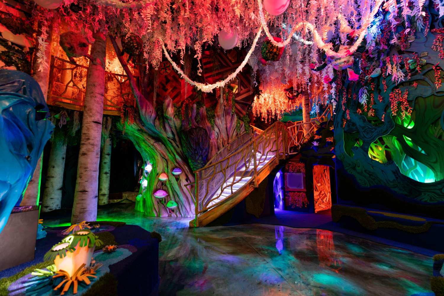 Unique Event Spaces Near Dallas | Meow Wolf Grapevine, TX